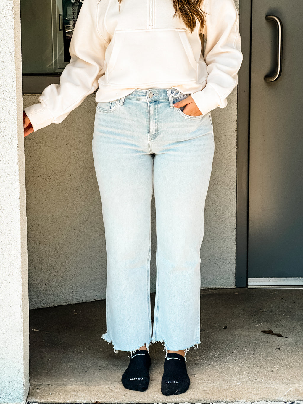 Aileeah high rise wide jeans-vervet – Hawt Mess Boutique